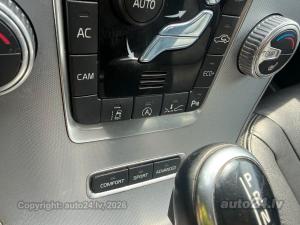 Черный Вольво ХС60 2017 в Таллин, объемом двигателя 0.00 л и пробегом 412 тыс. км за 10000 €, фото 24 на AUTOMOTO.COM.LV