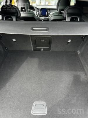 Melns Volvo XC60 2017 Rīga, ar dzinēja tilpumu 2.00 L un nobraukumu 242 tūkst. km par 17500 €, foto 16 vietnē AUTOMOTO.COM.LV