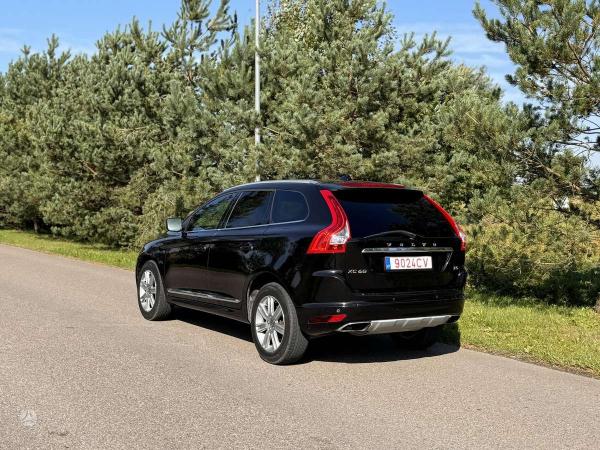 Volvo XC60 2017 Klaipėda vietnē Melns Volvo XC60 2017 Klaipėda, ar dzinēja tilpumu 1.97 L un nobraukumu 219 tūkst. km par 10800 €, foto 7 vietnē AUTOMOTO.COM.LV