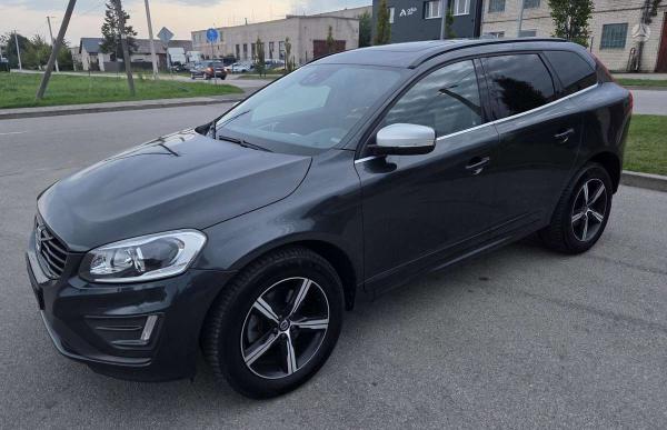 Melns Volvo XC60 2017 Kauņa, ar dzinēja tilpumu 2.40 L un nobraukumu 230 tūkst. km par 17600 €, foto 3 vietnē AUTOMOTO.COM.LV