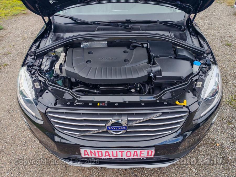 Melns Volvo XC60 2017 Tallina, ar dzinēja tilpumu 2.40 L un nobraukumu 150 tūkst. km par 16999 €, foto 16 vietnē AUTOMOTO.COM.LV