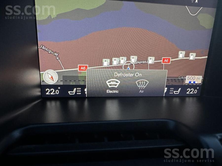 Black Volvo XC60 2017 in Riga, with an engine capacity of 2.40 L and mileage of 234 thousand km for 17200 €, photo 24 on AUTOMOTO.COM.LV