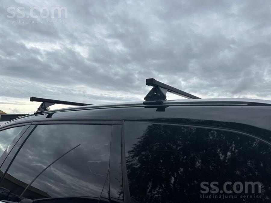 Black Volvo XC60 2017 in Riga, with an engine capacity of 2.40 L and mileage of 234 thousand km for 17200 €, photo 36 on AUTOMOTO.COM.LV