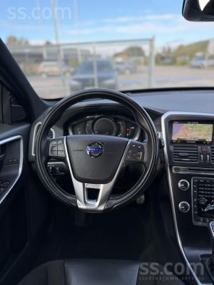 Melns Volvo XC60 2017 Rīga, ar dzinēja tilpumu 2.00 L un nobraukumu 249 tūkst. km par 14900 €, foto 9 vietnē AUTOMOTO.COM.LV
