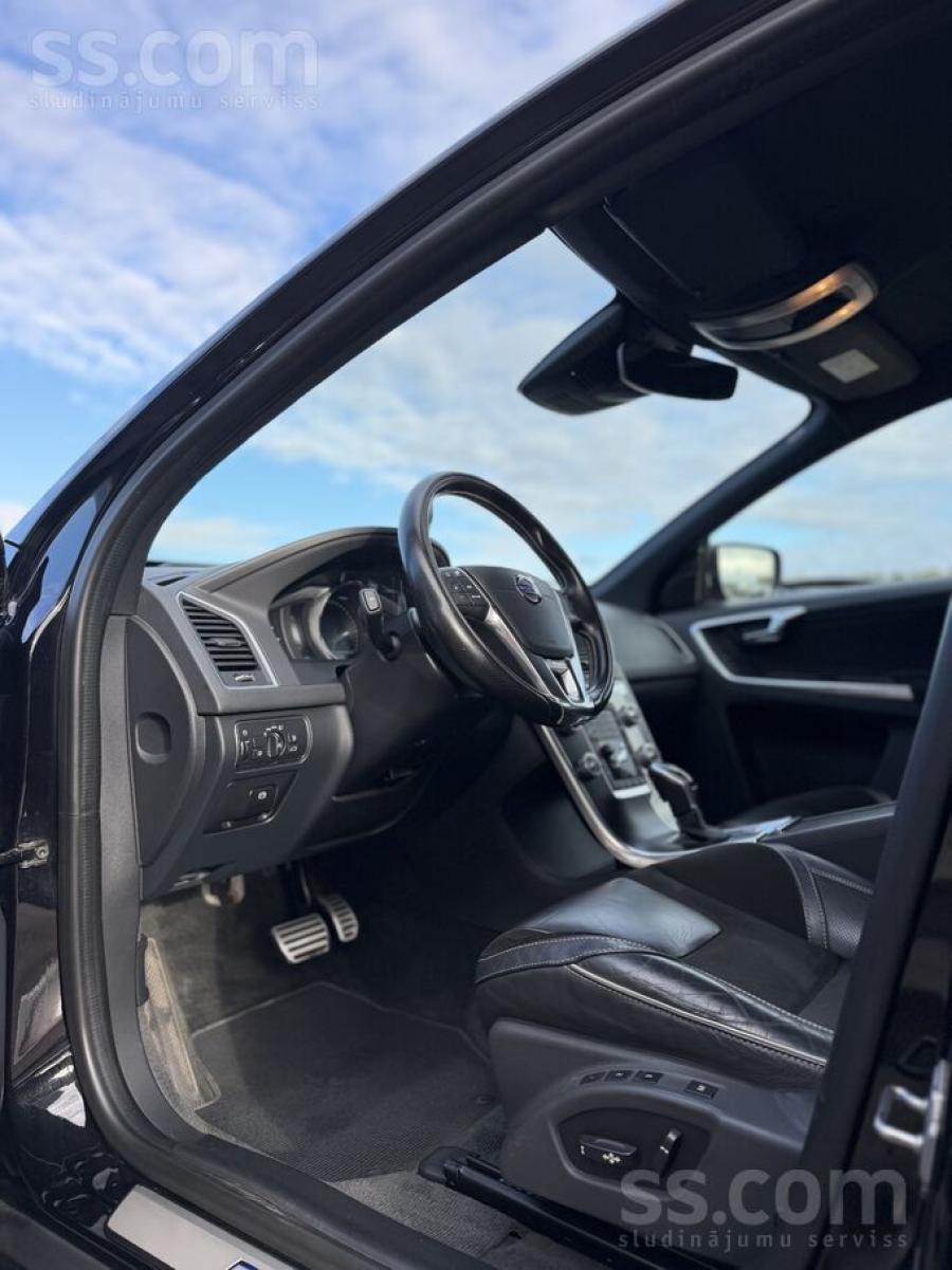 Melns Volvo XC60 2017 Rīga, ar dzinēja tilpumu 2.00 L un nobraukumu 249 tūkst. km par 14900 €, foto 5 vietnē AUTOMOTO.COM.LV