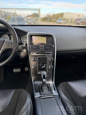 Melns Volvo XC60 2017 Rīga, ar dzinēja tilpumu 2.00 L un nobraukumu 249 tūkst. km par 14900 €, foto 11 vietnē AUTOMOTO.COM.LV