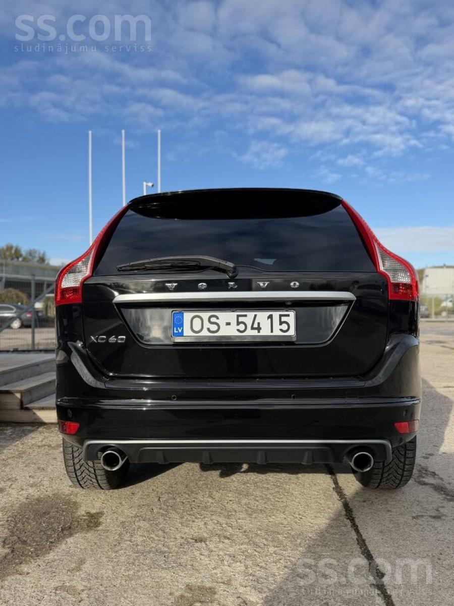 Melns Volvo XC60 2017 Rīga, ar dzinēja tilpumu 2.00 L un nobraukumu 249 tūkst. km par 14900 €, foto 17 vietnē AUTOMOTO.COM.LV