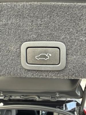 Melns Volvo XC60 2017 Rīga, ar dzinēja tilpumu 2.00 L un nobraukumu 249 tūkst. km par 14900 €, foto 23 vietnē AUTOMOTO.COM.LV
