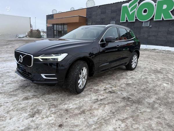 Black Volvo XC60 2018 in Klaipeda, with an engine capacity of 1.97 L and mileage of 257 thousand km for 19950 €, photo 2 on AUTOMOTO.COM.LV