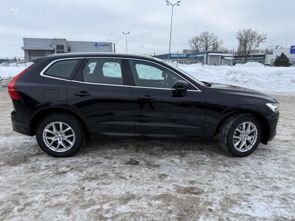 Black Volvo XC60 2018 in Klaipeda, with an engine capacity of 1.97 L and mileage of 257 thousand km for 19950 €, photo 4 on AUTOMOTO.COM.LV