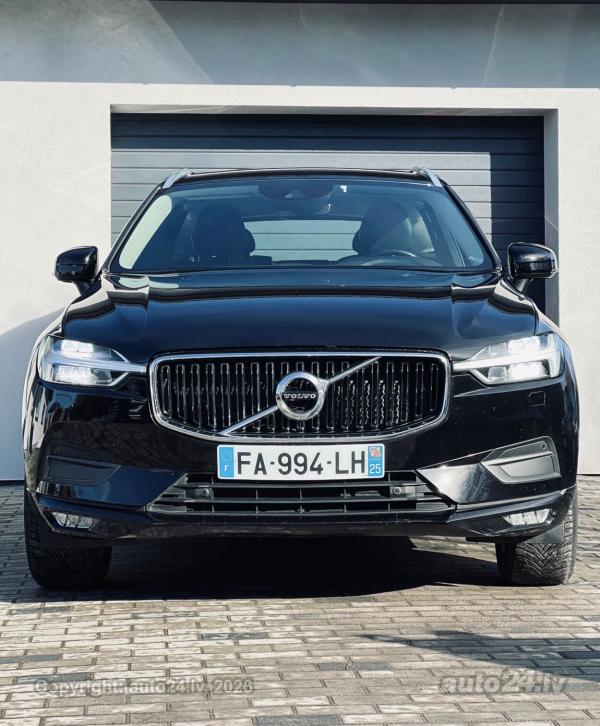 Melns Volvo XC60 2018 Tallina, ar dzinēja tilpumu 2.00 L un nobraukumu 229 tūkst. km par 19490 €, foto 3 vietnē AUTOMOTO.COM.LV