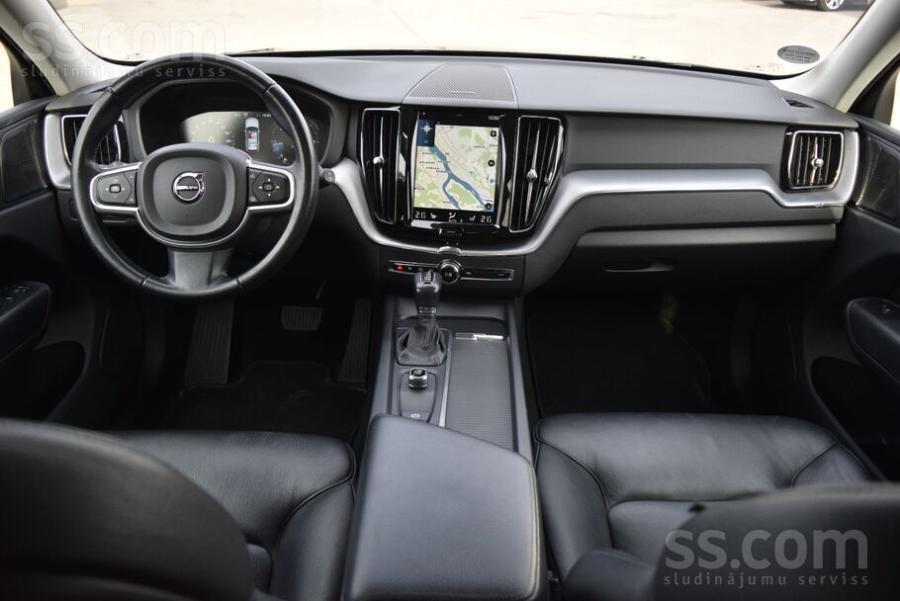 Melns Volvo XC60 2018 Rīga, ar dzinēja tilpumu 2.00 L un nobraukumu 163 tūkst. km par 20500 €, foto 4 vietnē AUTOMOTO.COM.LV