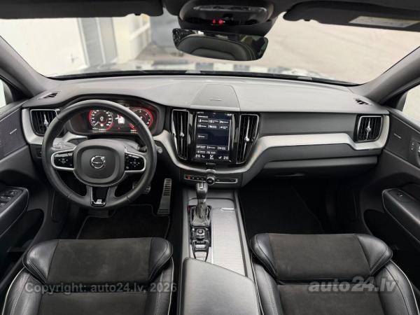 Melns Volvo XC60 2018 Tallina, ar dzinēja tilpumu 2.00 L un nobraukumu 183 tūkst. km par 21899 €, foto 10 vietnē AUTOMOTO.COM.LV