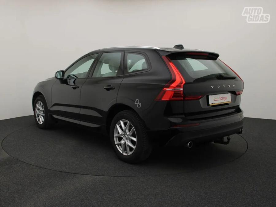 Black Volvo XC60 2018 in Vilnius, with an engine capacity of 2.00 L and mileage of 253 thousand km for 19199 €, photo 8 on AUTOMOTO.COM.LV