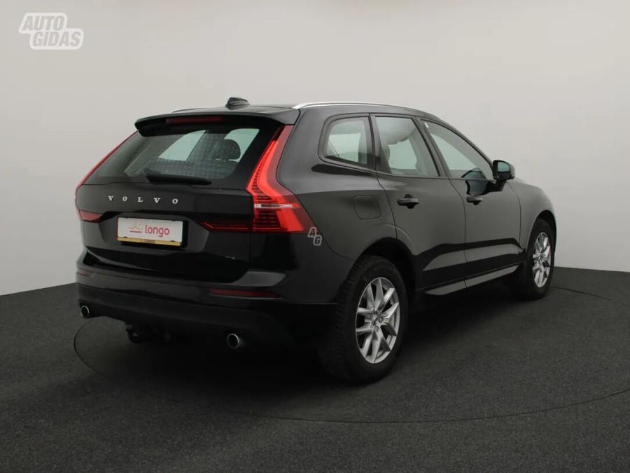 Black Volvo XC60 2018 in Vilnius, with an engine capacity of 2.00 L and mileage of 253 thousand km for 19199 €, photo 9 on AUTOMOTO.COM.LV