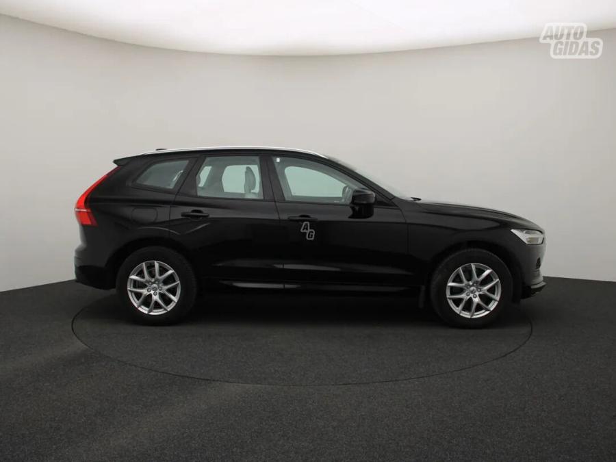 Black Volvo XC60 2018 in Vilnius, with an engine capacity of 2.00 L and mileage of 253 thousand km for 19199 €, photo 10 on AUTOMOTO.COM.LV