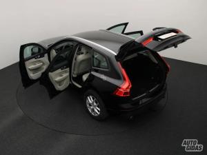 Black Volvo XC60 2018 in Vilnius, with an engine capacity of 2.00 L and mileage of 253 thousand km for 19199 €, photo 14 on AUTOMOTO.COM.LV