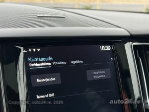 Melns Volvo XC60 2018 Tallina, ar dzinēja tilpumu 2.00 L un nobraukumu 183 tūkst. km par 20999 €, foto 15 vietnē AUTOMOTO.COM.LV