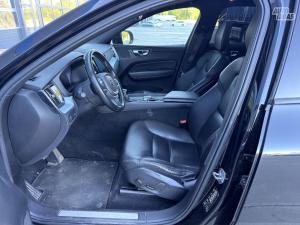 Black Volvo XC60 2018 in Panevezys, with an engine capacity of 2.00 L and mileage of 322 thousand km for 16999 €, photo 15 on AUTOMOTO.COM.LV