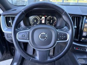 Black Volvo XC60 2018 in Panevezys, with an engine capacity of 2.00 L and mileage of 322 thousand km for 16999 €, photo 22 on AUTOMOTO.COM.LV