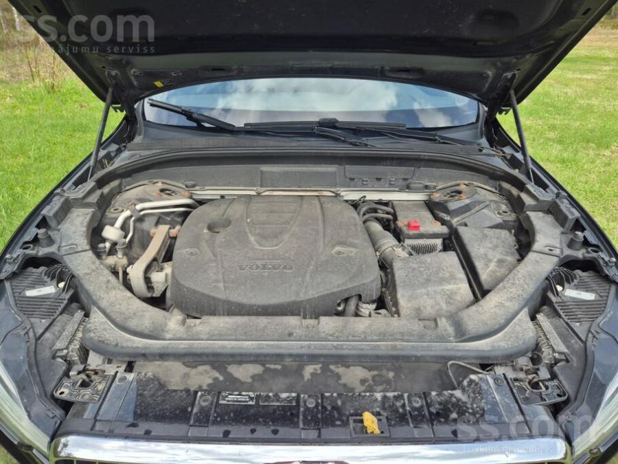 Melns Volvo XC60 2018 Ogre, ar dzinēja tilpumu 2.00 L un nobraukumu 255 tūkst. km par 20000 €, foto 13 vietnē AUTOMOTO.COM.LV