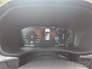 Melns Volvo XC60 2018 Ogre, ar dzinēja tilpumu 2.00 L un nobraukumu 255 tūkst. km par 20000 €, foto 16 vietnē AUTOMOTO.COM.LV