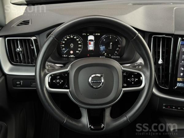 Melns Volvo XC60 2018 Valmiera, ar dzinēja tilpumu 2.00 L un nobraukumu 174 tūkst. km par 22400 €, foto 9 vietnē AUTOMOTO.COM.LV