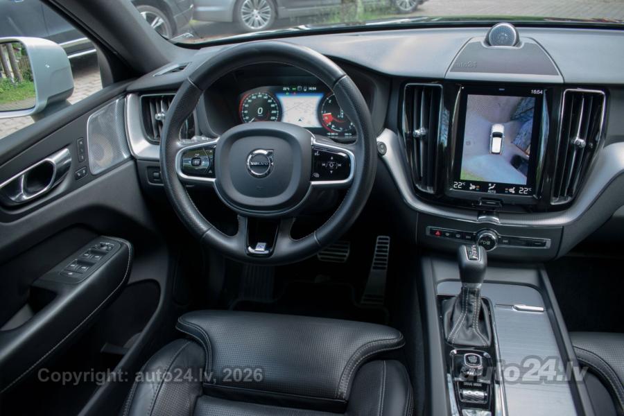 Black Volvo XC60 2018 in Tallinn, with an engine capacity of 2.00 L and mileage of 167 thousand km for 28990 €, photo 4 on AUTOMOTO.COM.LV