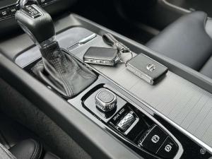 Черный Вольво ХС60 2018 в Каунас, объемом двигателя 1.97 л и пробегом 246 тыс. км за 20950 €, фото 12 на AUTOMOTO.COM.LV