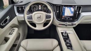 Melns Volvo XC60 2018 Rīga, ar dzinēja tilpumu 2.00 L un nobraukumu 240 tūkst. km par 22900 €, foto 8 vietnē AUTOMOTO.COM.LV