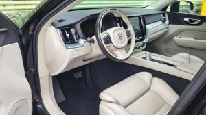 Melns Volvo XC60 2018 Rīga, ar dzinēja tilpumu 2.00 L un nobraukumu 240 tūkst. km par 22900 €, foto 10 vietnē AUTOMOTO.COM.LV