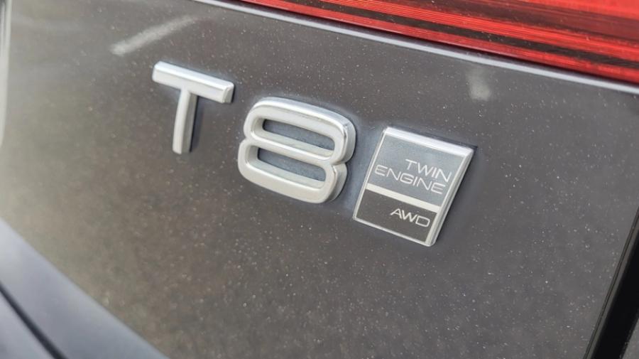 Melns Volvo XC60 2018 Rīga, ar dzinēja tilpumu 2.00 L un nobraukumu 240 tūkst. km par 22900 €, foto 12 vietnē AUTOMOTO.COM.LV