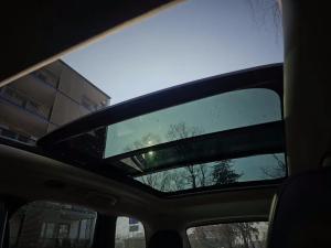 Black Volvo XC60 2018 in Riga, with an engine capacity of 2.00 L and mileage of 210 thousand km for 23490 €, photo 36 on AUTOMOTO.COM.LV