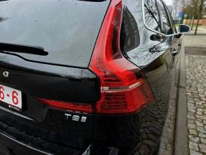 Black Volvo XC60 2018 in Riga, with an engine capacity of 2.00 L and mileage of 227 thousand km for 20400 €, photo 29 on AUTOMOTO.COM.LV