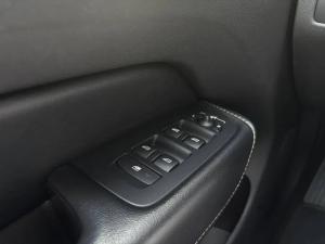 Black Volvo XC60 2018 in Riga, with an engine capacity of 2.00 L and mileage of 189 thousand km for 22900 €, photo 20 on AUTOMOTO.COM.LV