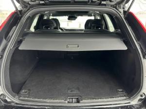 Black Volvo XC60 2018 in Riga, with an engine capacity of 2.00 L and mileage of 189 thousand km for 22900 €, photo 22 on AUTOMOTO.COM.LV