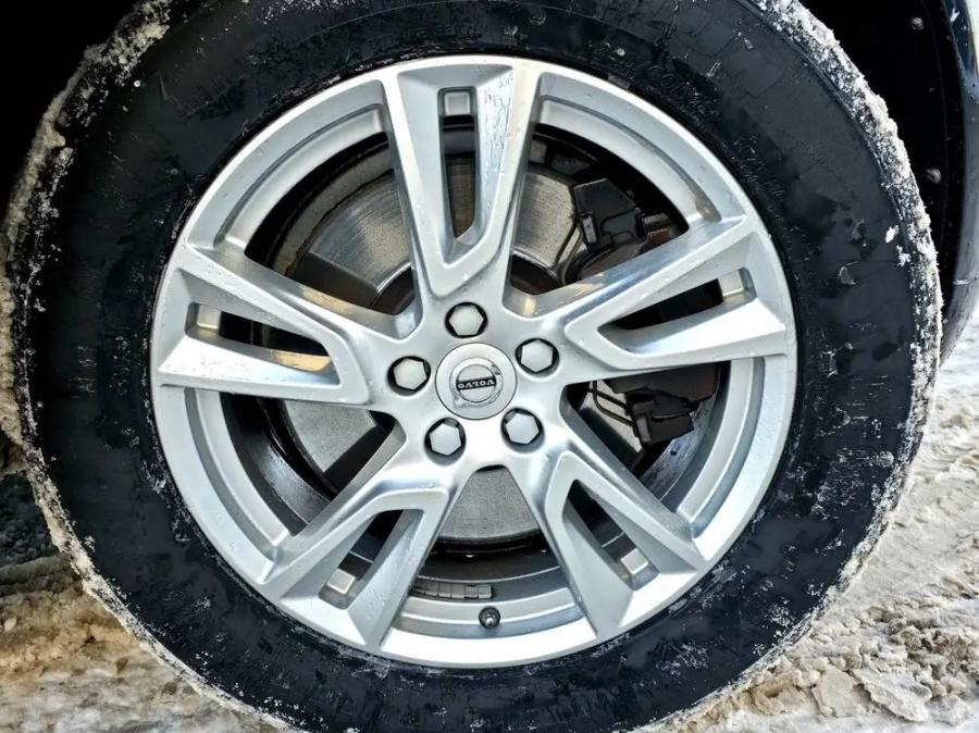 Melns Volvo XC60 2018 Rīga, ar dzinēja tilpumu 2.00 L un nobraukumu 207 tūkst. km par 18750 €, foto 27 vietnē AUTOMOTO.COM.LV