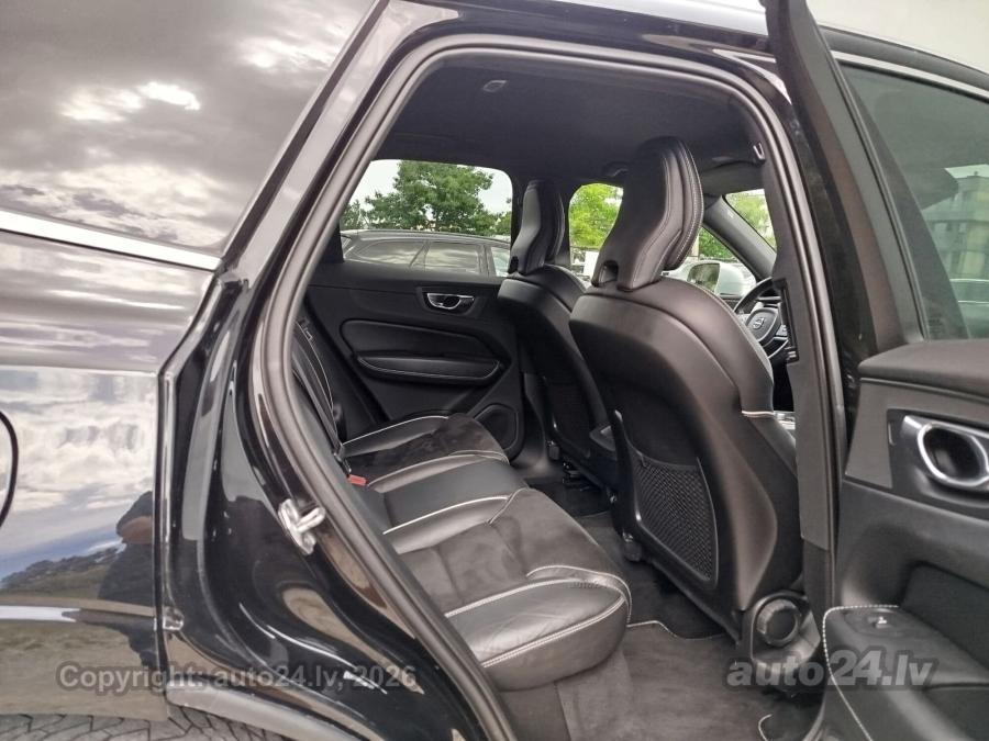 Melns Volvo XC60 2018 Rakvere, ar dzinēja tilpumu 2.00 L un nobraukumu 185 tūkst. km par 19900 €, foto 11 vietnē AUTOMOTO.COM.LV