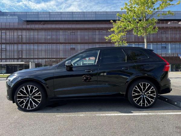 Black Volvo XC60 2018 in Klaipeda, with an engine capacity of 1.97 L and mileage of 110 thousand km for 26900 €, photo 10 on AUTOMOTO.COM.LV