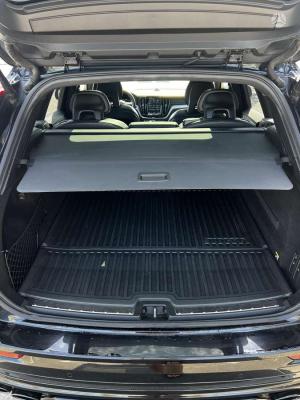 Black Volvo XC60 2018 in Klaipeda, with an engine capacity of 1.97 L and mileage of 110 thousand km for 26900 €, photo 28 on AUTOMOTO.COM.LV