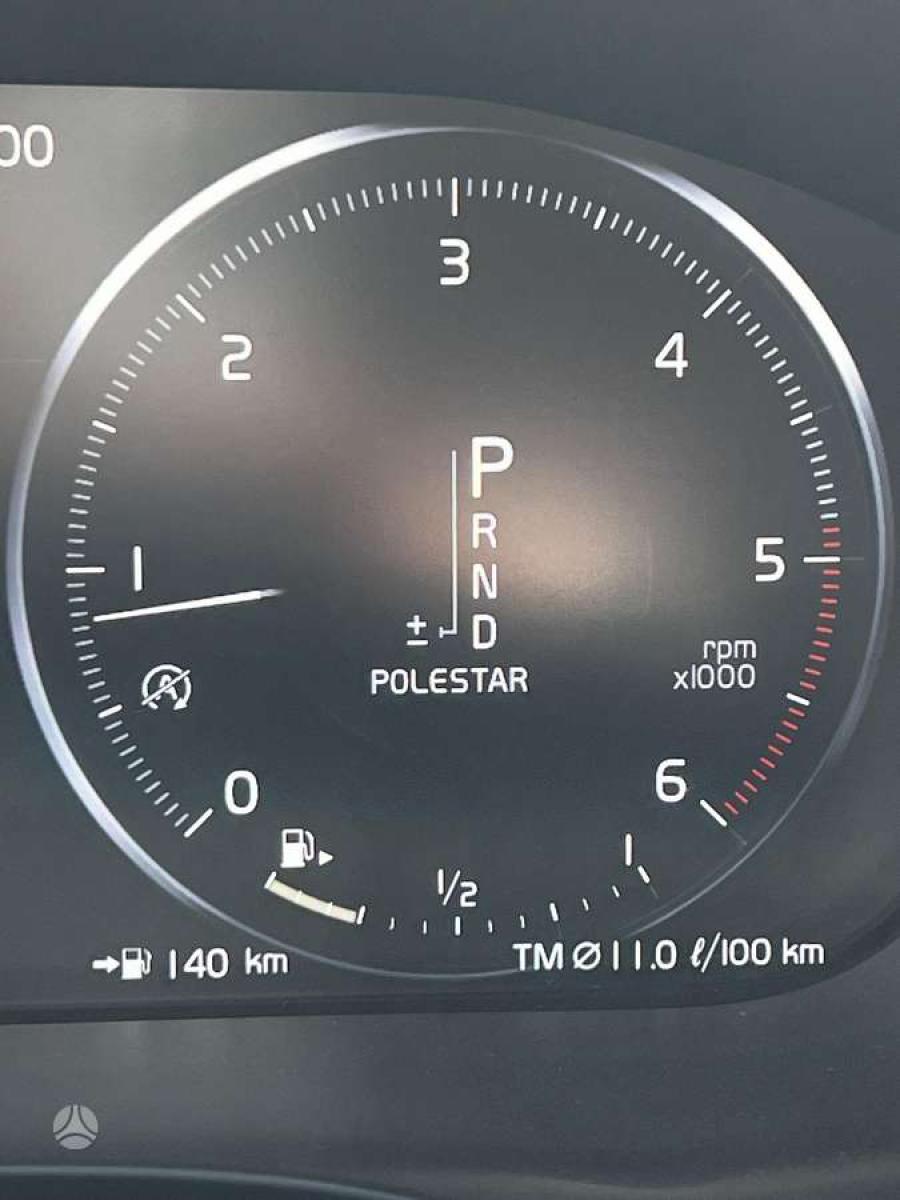 Black Volvo XC60 2018 in Klaipeda, with an engine capacity of 1.97 L and mileage of 110 thousand km for 26900 €, photo 41 on AUTOMOTO.COM.LV