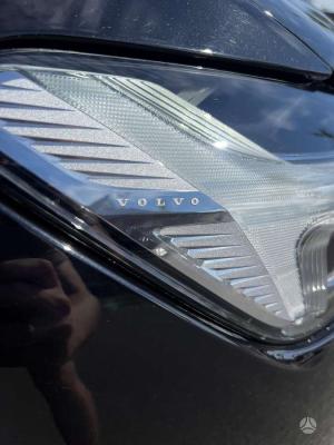 Black Volvo XC60 2018 in Klaipeda, with an engine capacity of 1.97 L and mileage of 110 thousand km for 26900 €, photo 43 on AUTOMOTO.COM.LV