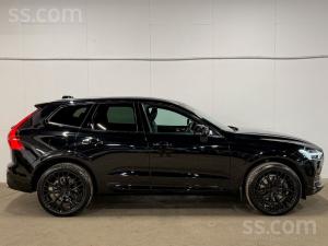 Black Volvo XC60 2018 in Jurmala, with an engine capacity of 2.00 L and mileage of 219 thousand km for 21450 €, photo 9 on AUTOMOTO.COM.LV