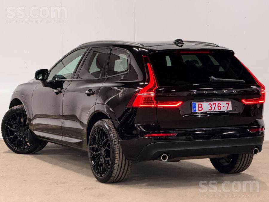Black Volvo XC60 2018 in Jurmala, with an engine capacity of 2.00 L and mileage of 219 thousand km for 21450 €, photo 12 on AUTOMOTO.COM.LV