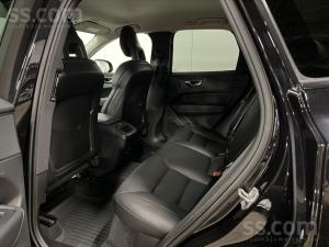 Black Volvo XC60 2018 in Jurmala, with an engine capacity of 2.00 L and mileage of 219 thousand km for 21450 €, photo 20 on AUTOMOTO.COM.LV