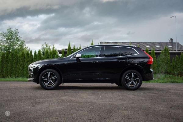 Melns Volvo XC60 2018 Elektrėnai, ar dzinēja tilpumu 1.97 L un nobraukumu 212 tūkst. km par 23850 €, foto 8 vietnē AUTOMOTO.COM.LV