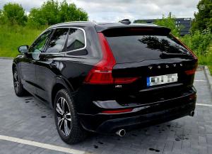 Black Volvo XC60 2018 in Vilnius, with an engine capacity of 1.97 L and mileage of 260 thousand km for 18000 €, photo 3 on AUTOMOTO.COM.LV