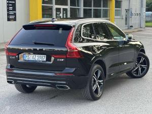 Melns Volvo XC60 2018 Jonava, ar dzinēja tilpumu 2.00 L un nobraukumu 255 tūkst. km par 19499 €, foto 10 vietnē AUTOMOTO.COM.LV