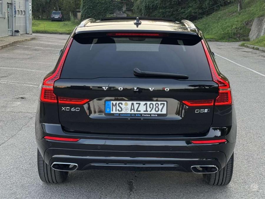 Melns Volvo XC60 2018 Jonava, ar dzinēja tilpumu 2.00 L un nobraukumu 255 tūkst. km par 19499 €, foto 17 vietnē AUTOMOTO.COM.LV