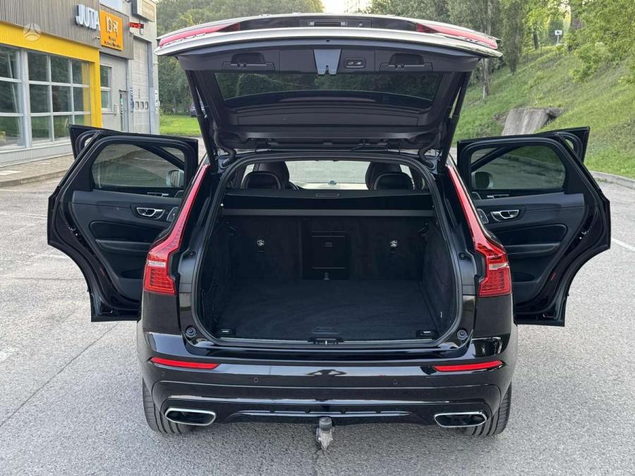 Melns Volvo XC60 2018 Jonava, ar dzinēja tilpumu 2.00 L un nobraukumu 255 tūkst. km par 19499 €, foto 25 vietnē AUTOMOTO.COM.LV